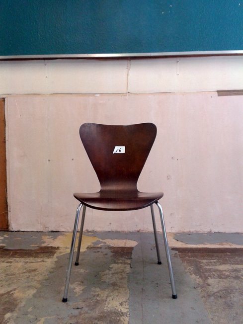 Bling, Seagull And Iconic Chair – scribblah